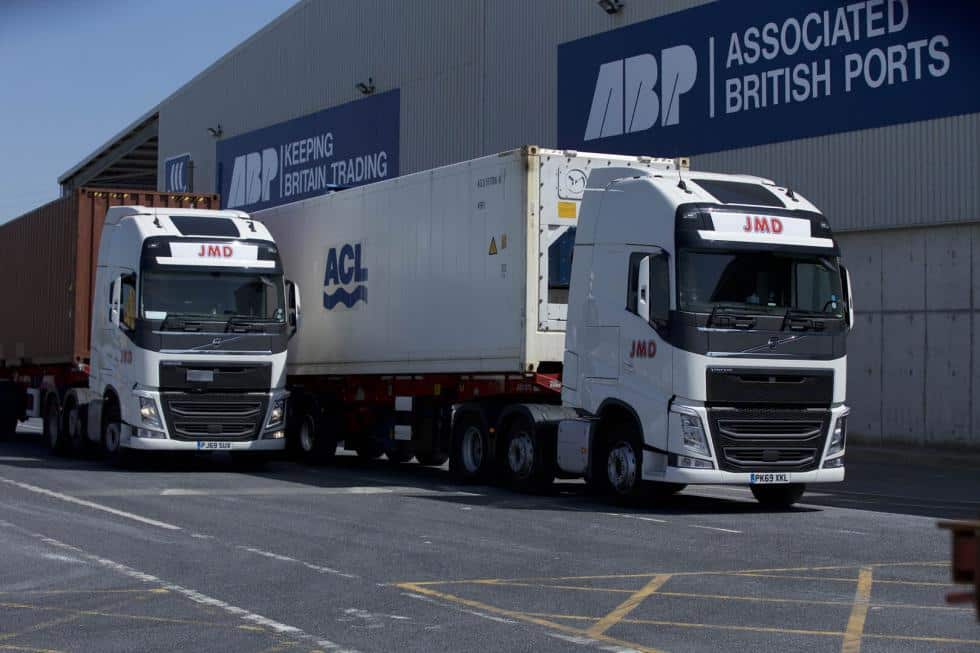 How to Become an HGV Driver: Guide to Become a Lorry Driver