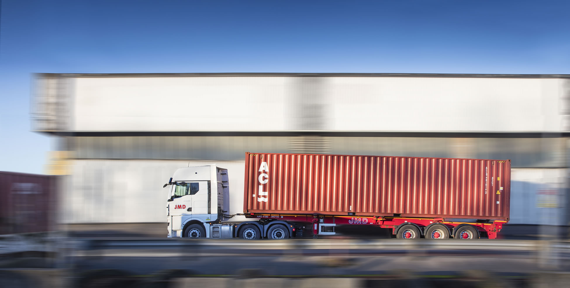 The Importance of Container Haulage in the Supply Chain